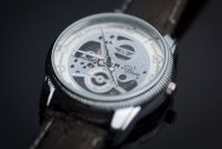 How does a Smartwatch work? - Elex Explorer